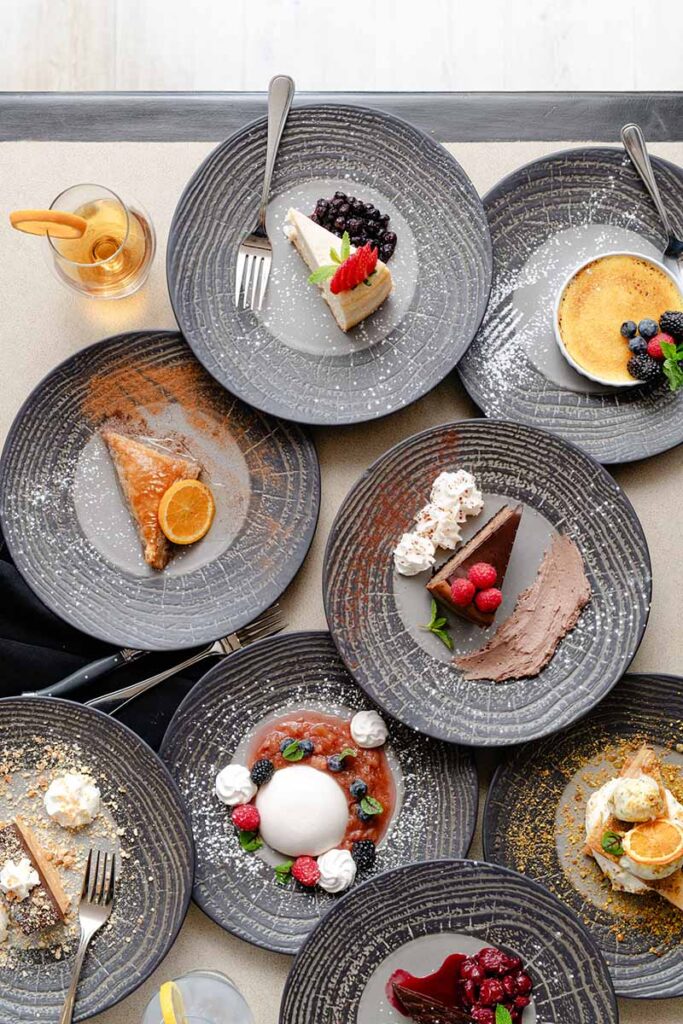 Mano's Restaurant & Lounge in Saskatoon | We Saved You A Spot